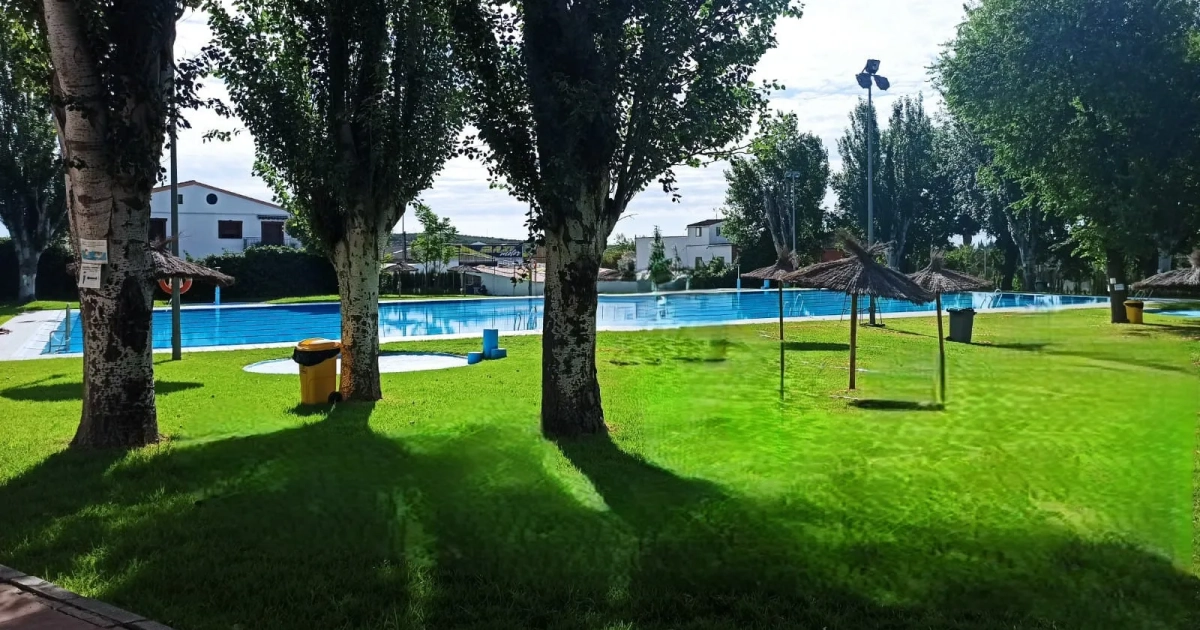 Las piscinas municipales del Alto Guadalquivir comienzan a abrir sus ...